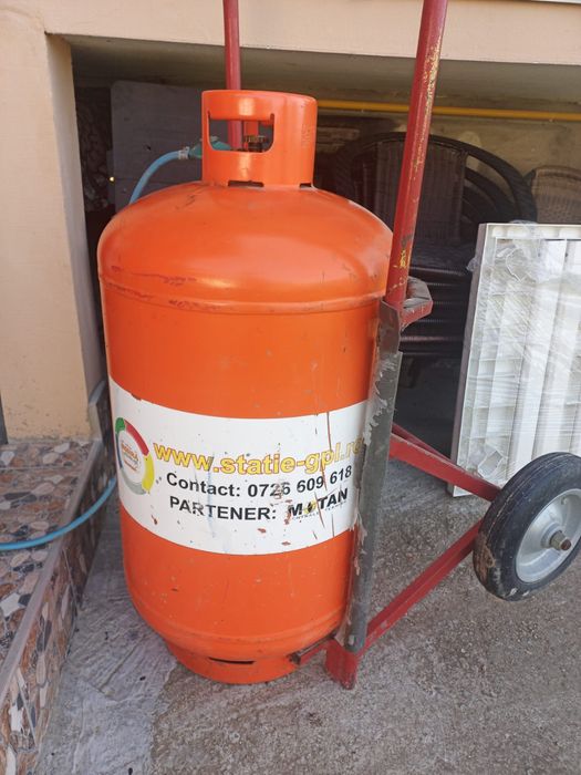Statie/ butelie GPL 150l + carucior de manevra + anexe instalare ...
