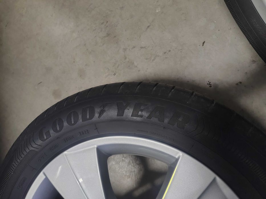 4 гуми GoodYear Efficient Grip Performance 205/55 R16 гр. София Надежда 2 • OLX.bg