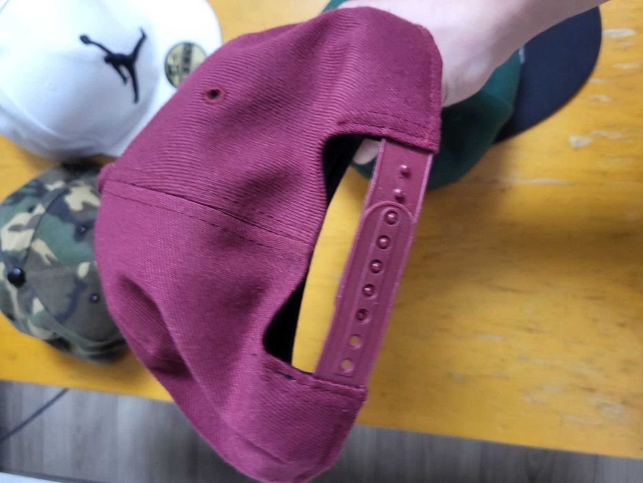 Sepci new era originale Targu Jiu • OLX.ro