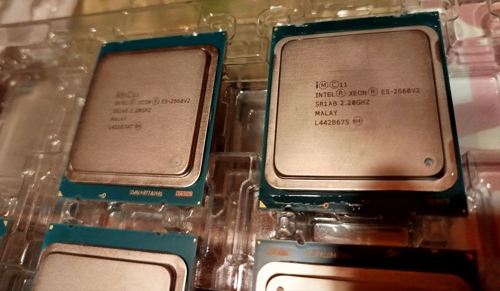 2 x Procesoare Server Intel Xeon V2-V3-V4 Skt 2011-3/Silver / Gold Bucuresti Sectorul 5 • OLX.ro