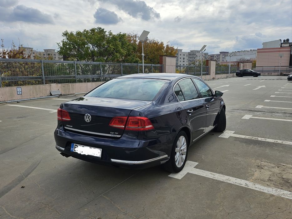 Volkswagen Passat HighLine B7 2.0 TDI - 170 cai - DSG Bucuresti ...
