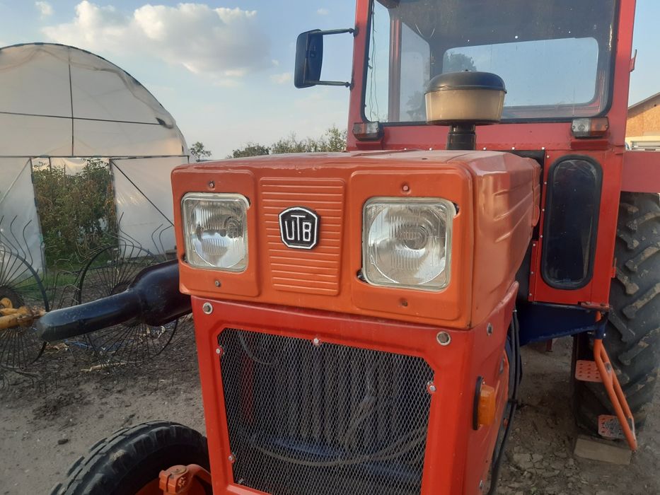 Tractor Universal 650. Cucueti • OLX.ro