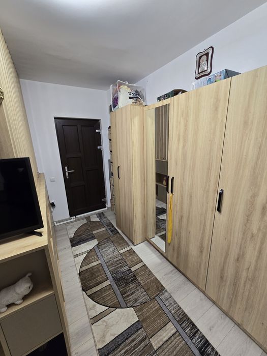 Garsoniera Moderna Pitesti • OLX.ro