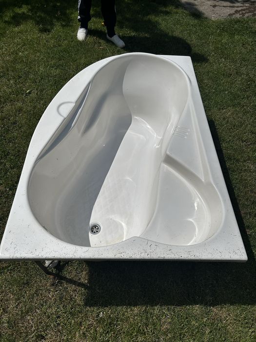 Cada de colt din fibra de sticla Turturesti • OLX.ro