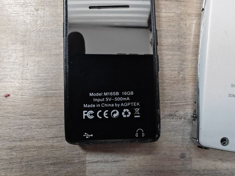 Sony Walkman, Creative Zen, Mp3 Mp4 player Pitesti • OLX.ro