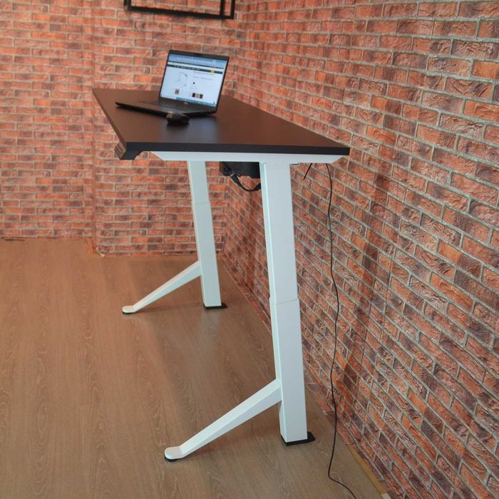 Birou reglabil pe inaltime, showroom de birouri 8 modele Bucuresti ...