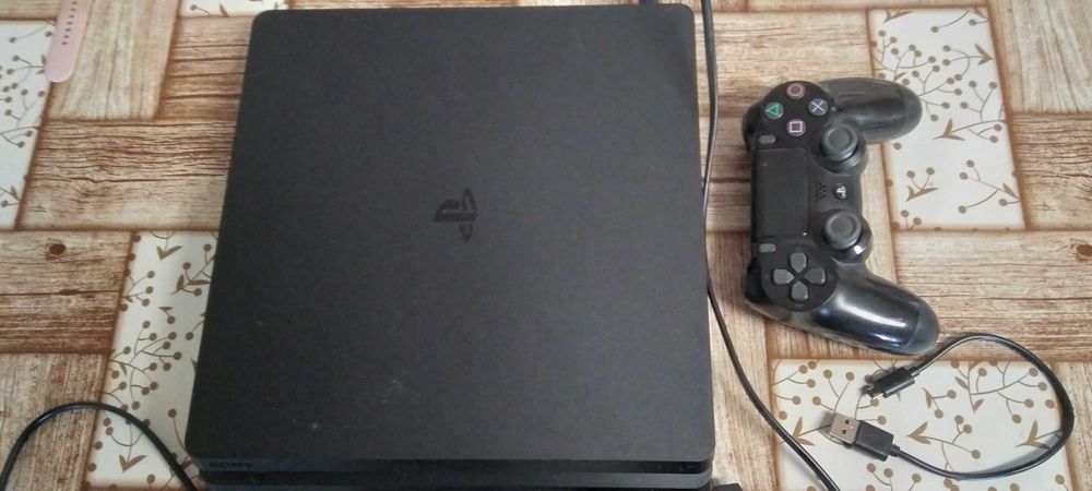 Sony Playstation 4 конзоли със системен софтуер 9.00 и опция (GoldHen) с. Тополовец • OLX.bg