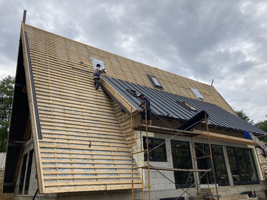 Acoperis Lindab tabla Clik Petru Rares • OLX.ro