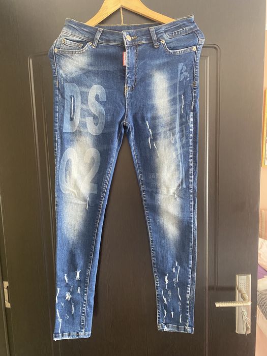 Blugi Dsquared 2 , mărimea 31 Capat • OLX.ro