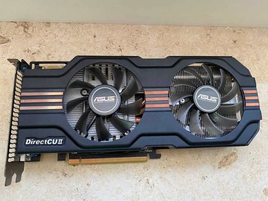 Placa video ASUS Nvidia GTX 560TI DirectCU II 1GB DDR5 256bit DVI HDMI Stei • OLX.ro