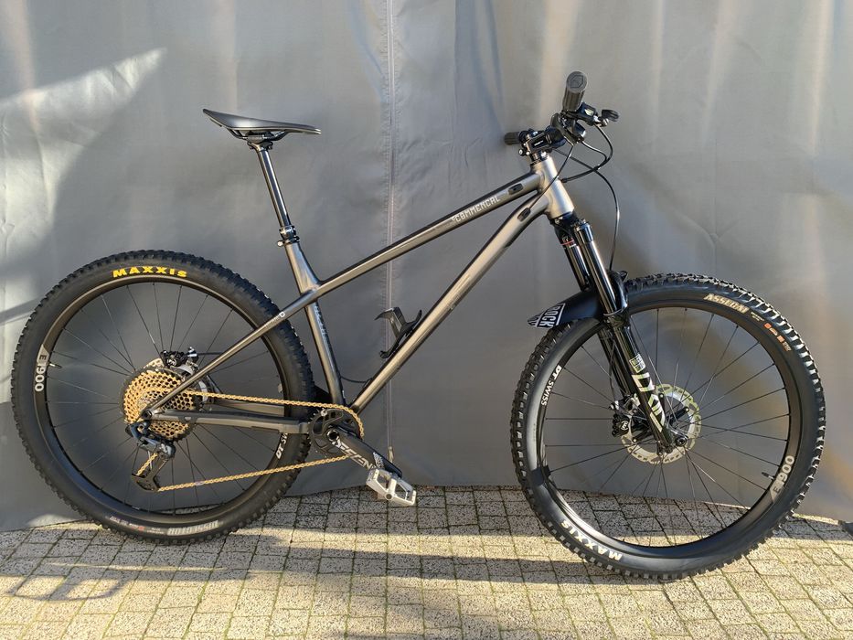 2023 Commencal Meta AM/HT Dream Build гр. Перник Варош • OLX.bg