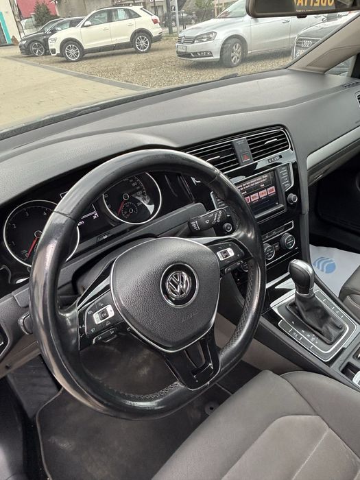 Golf VII 2.0 diesel 2017 automat Vicovu de Sus • OLX.ro