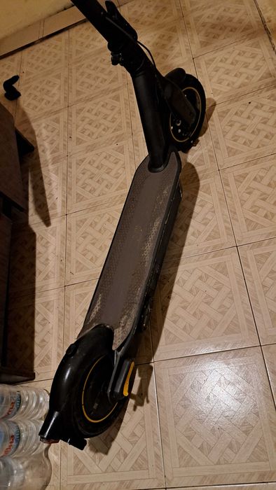 Електрическа тортинетка ninebot by segway kickscooter max g30d гр ...