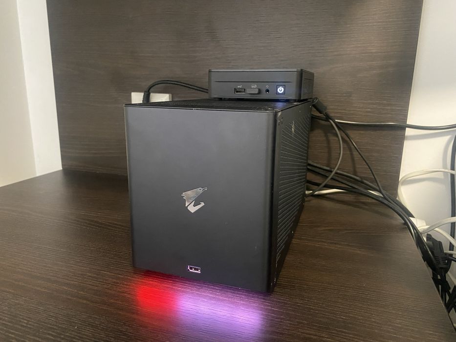 Egpu Gigabyte Aorus Gaming Box GeForce rtx 3080 10Gb Suceava • OLX.ro