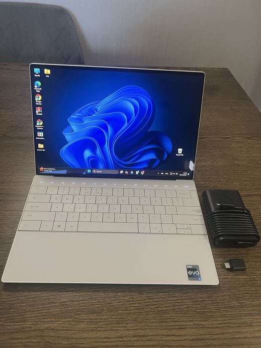 Dell Xps Plus 9320 3.5K Oled Touch i7 1360P 32GB ram 1TB Bucuresti ...