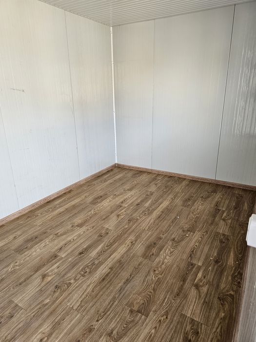 Vând container standard din panouri sandwich Petru Rares • OLX.ro