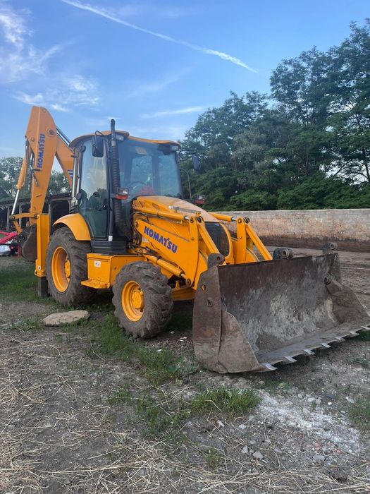 Buldo excavator komatsu Mesendorf • OLX.ro