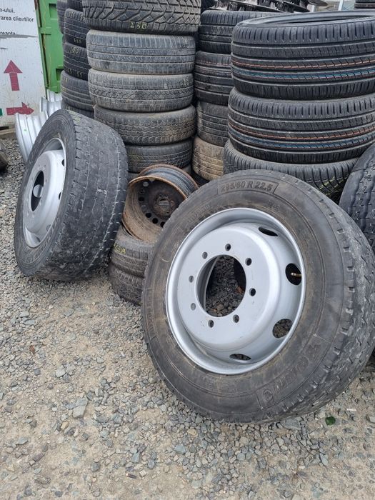 Jante noi tubeles remorca 8 prezoane 825 R20, 900 R20 Ovidiu • OLX.ro