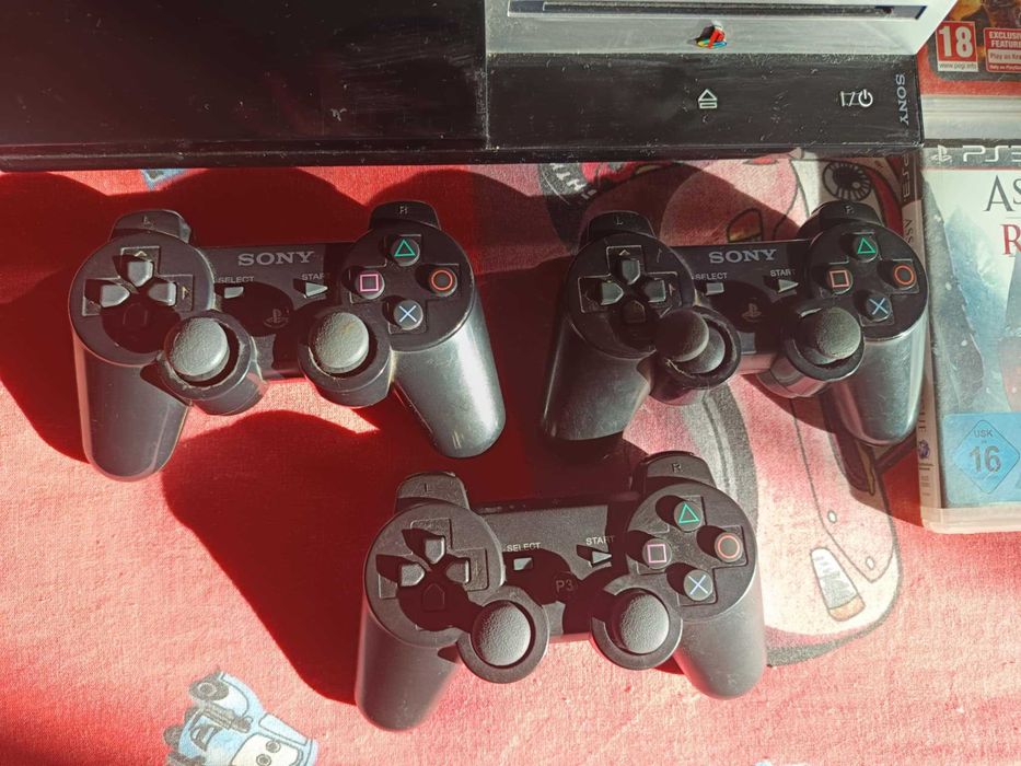 Vand consola PS3 + jocuri Bucuresti Sectorul 4 • OLX.ro