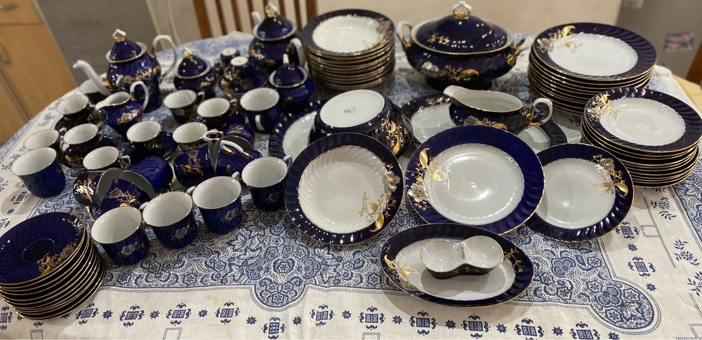 Serviz de masă Royal gold de lux, portelan-cobalt de colectie Lugoj ...