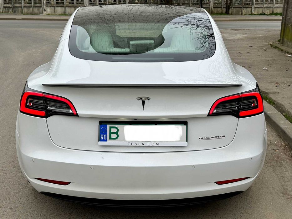 Tesla model 3 Performance pret nou 67.000euro 512CP tva inclus alba ...