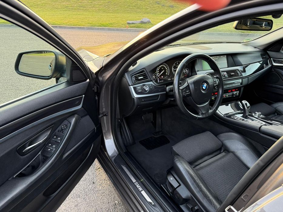 Bmw 520d F10 ~ 2013 ~ Automat ~ Moka Brown ~ 2.0 Diesel Petrosani • OLX.ro