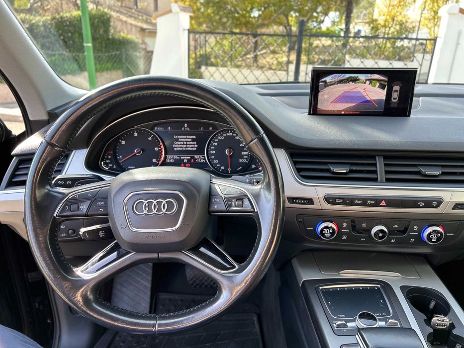 AUDI Q7 (7 locuri) Bucuresti Sectorul 3 • OLX.ro