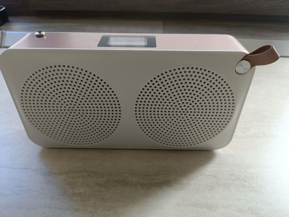 Sandstrom Aria Stereo, Bluetooth NFC, FM radio, auxiliar in, DAB+ ...