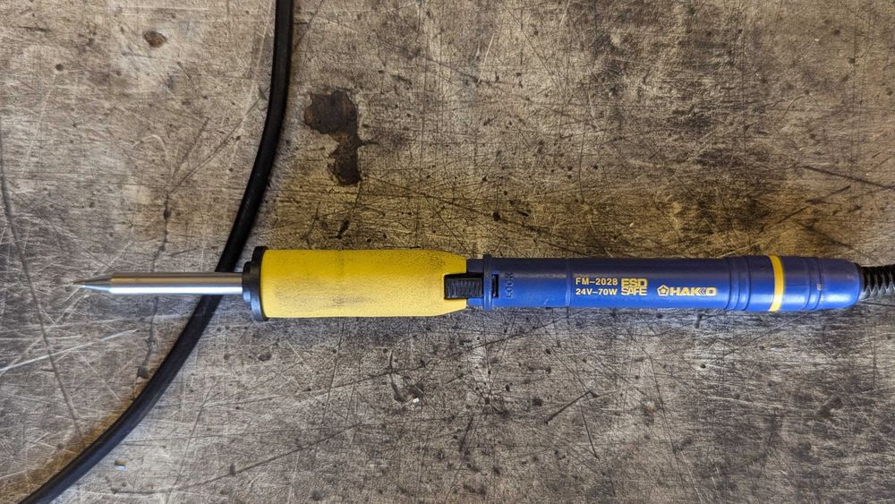 Vand statie de lipit profesionala Hakko Fx-951 Oradea • OLX.ro