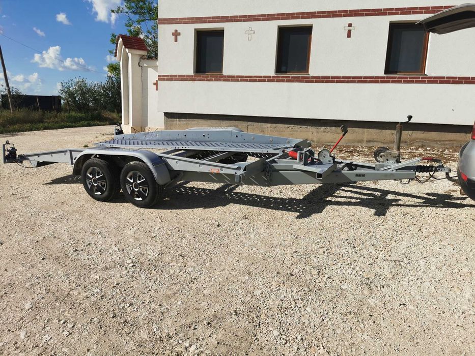 Platforma auto Branderup în stare foarte bună Lipnita • OLX.ro