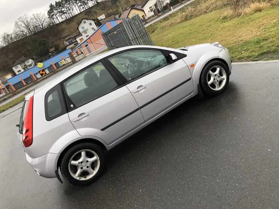 Ford Fiesta 1.4d 135.000km Reali Valeni • OLX.ro