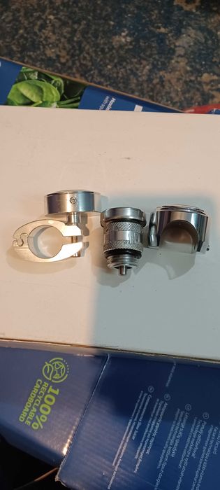 Ceas indicator temperatura ulei moto, termometru si ceas Ion Creanga ...