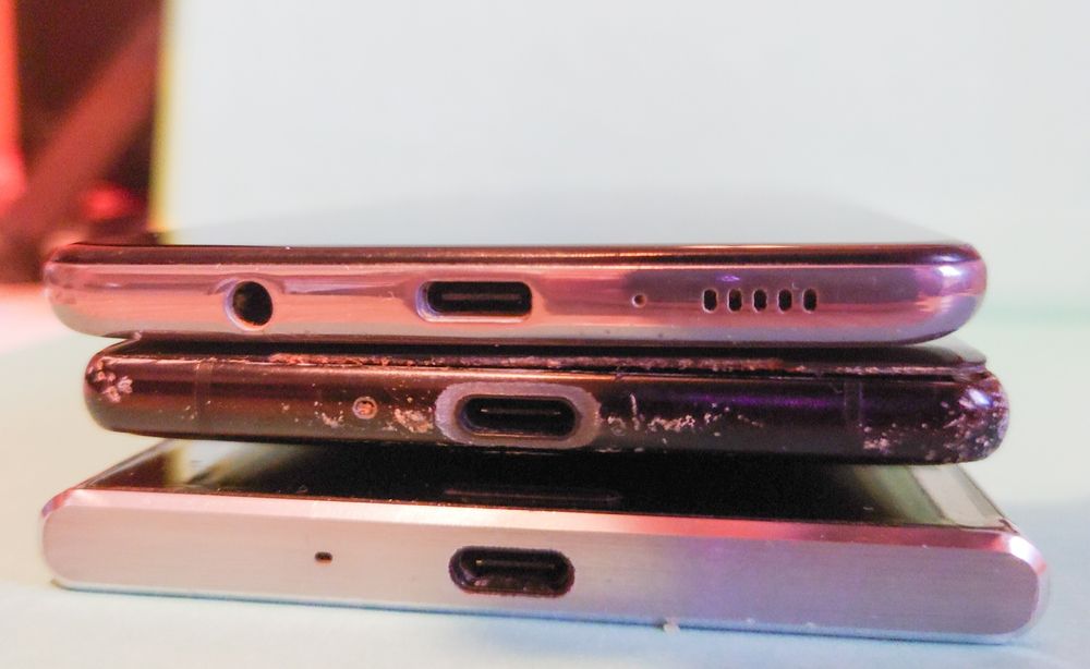 Telefoane Sony Xperia si Samsung Bucuresti Sectorul 1 • OLX.ro