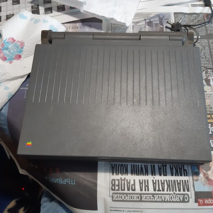 Лаптоп Macintosh Powerbook 145B гр. Плевен Идеален център • OLX.bg