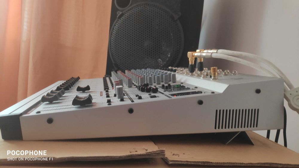 Mixer Behringer Eurorack MX1804X Oradea • OLX.ro