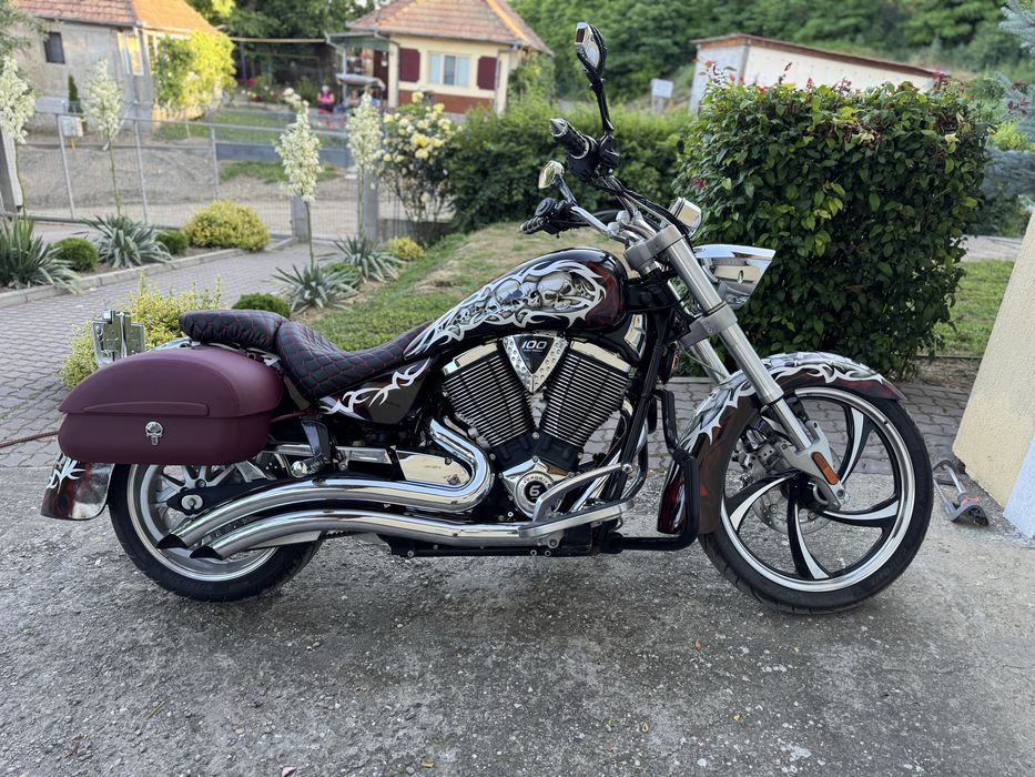 Victory Kingpin custom 2009 vand/schimb Moresti • OLX.ro