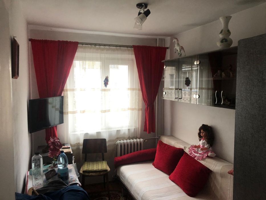 Vand apartament 3 camere Vlaicu. Arad • OLX.ro