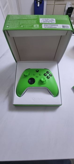 Controller Xbox și Joc FC24 Boureni • OLX.ro