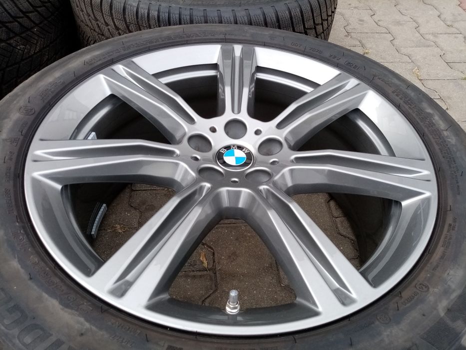 Jante originale BMW X5 X6 G05 G06 20"cu anvelope de iarnă 2022 Bucuresti Sectorul 6 • OLX.ro