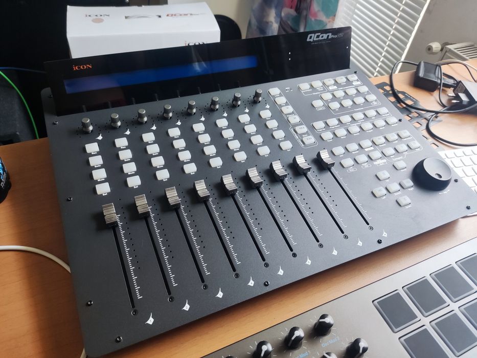 Icon Pro Audio QCon Pro G2 повърхнаст за поддържане на DAW гр. Пловдив ...