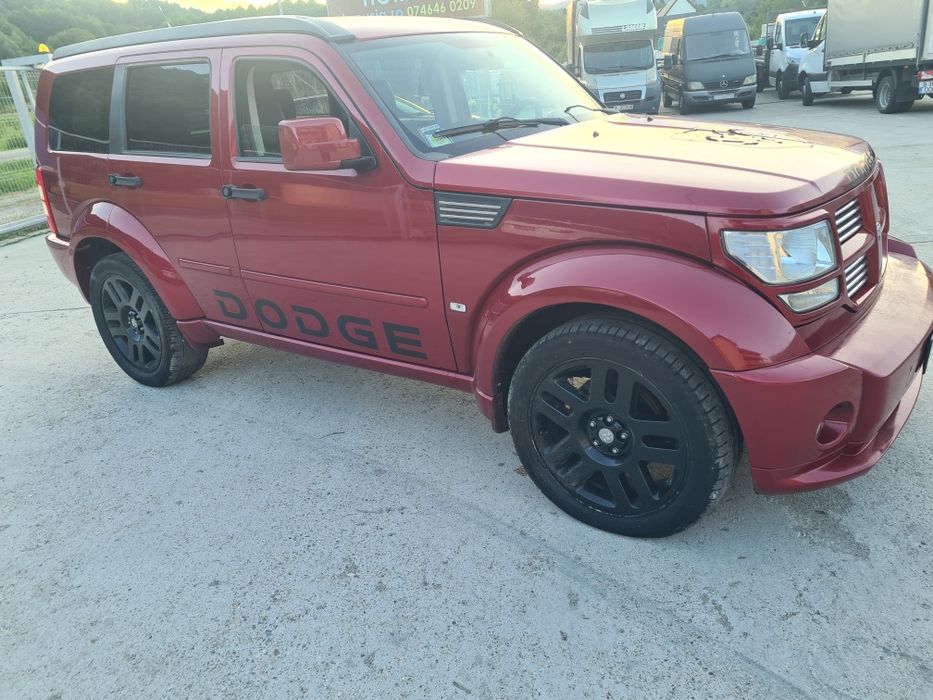 Dodge Nitro 2008 Ramnicu Valcea • OLX.ro