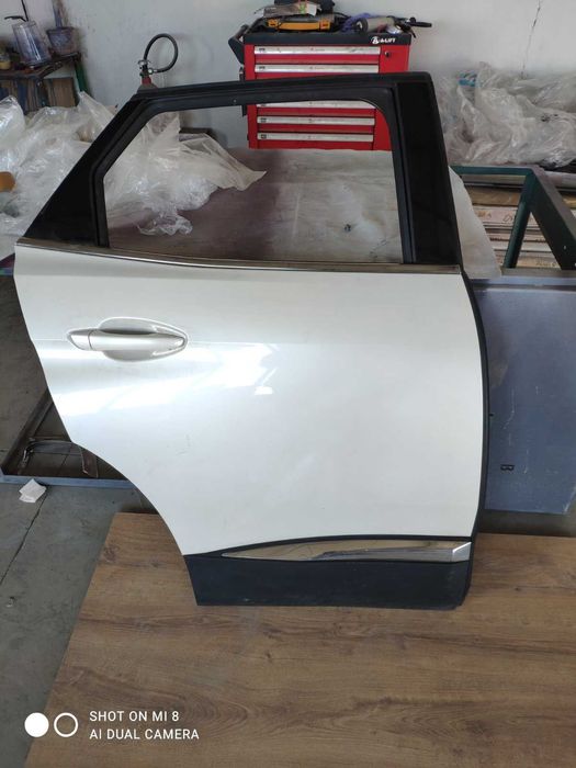 Врата задна дясна за Пежо Peugeot 3008 2016--- гр. Стара Загора ...