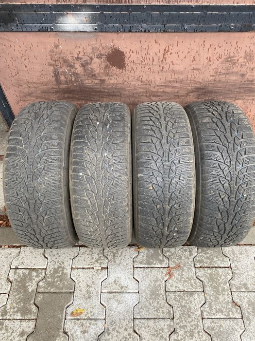 Cauciucuri iarna 205 55 16 Nokian 6 mm la 100 ron buc Reghin • OLX.ro