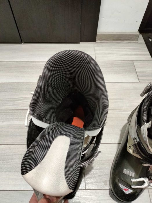 Clapari Nordica marime 42/43 Alba Iulia • OLX.ro