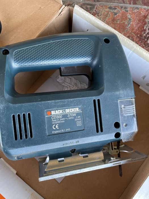 Black & Deker , fierăstrău pendular Iasi • OLX.ro