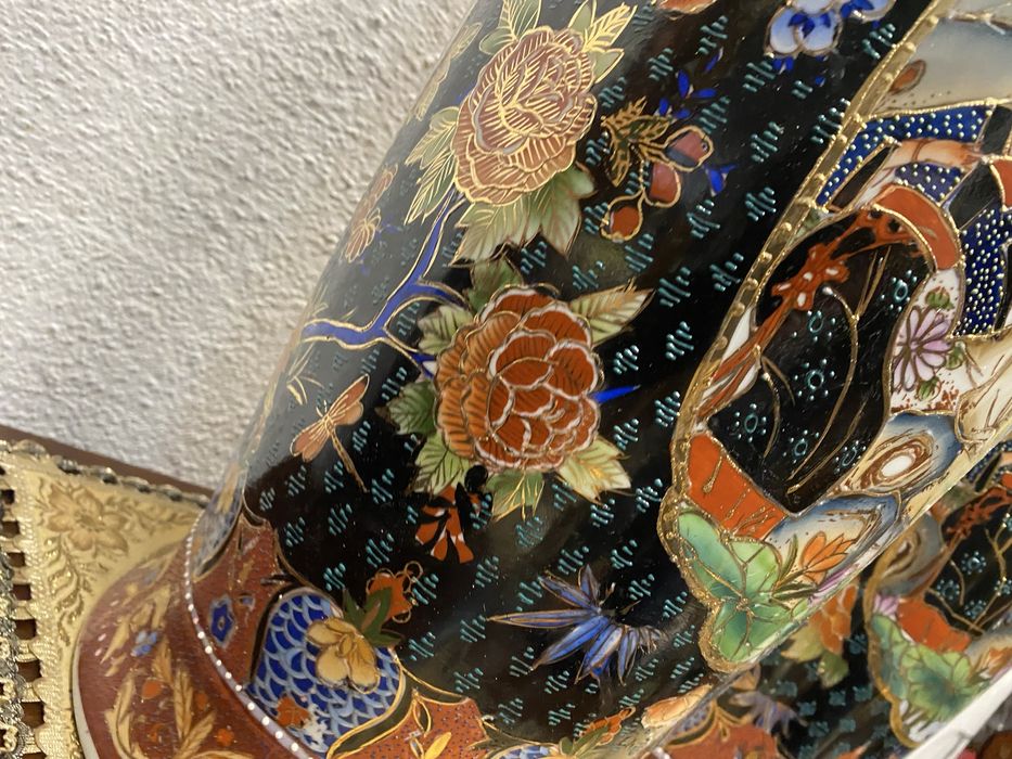 Големи китайски вази от порцелан с маркировка гр. Пловдив Старият град ...