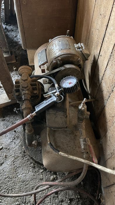 Compresor aer 65 litri cu motor trifazic Sasarm • OLX.ro