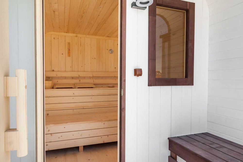 Sauna patrata de gradina de la ciubarar.ro Chinteni • OLX.ro