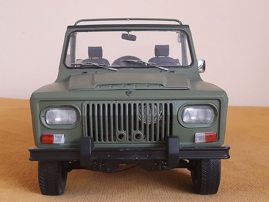 Macheta aro 240 scara 1:8 Ramnicu Valcea • OLX.ro