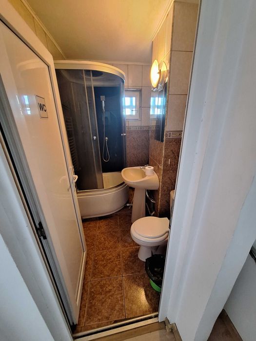 Închiriez 2 camere Sd Ana Ipatescu stație banca Suceava • OLX.ro